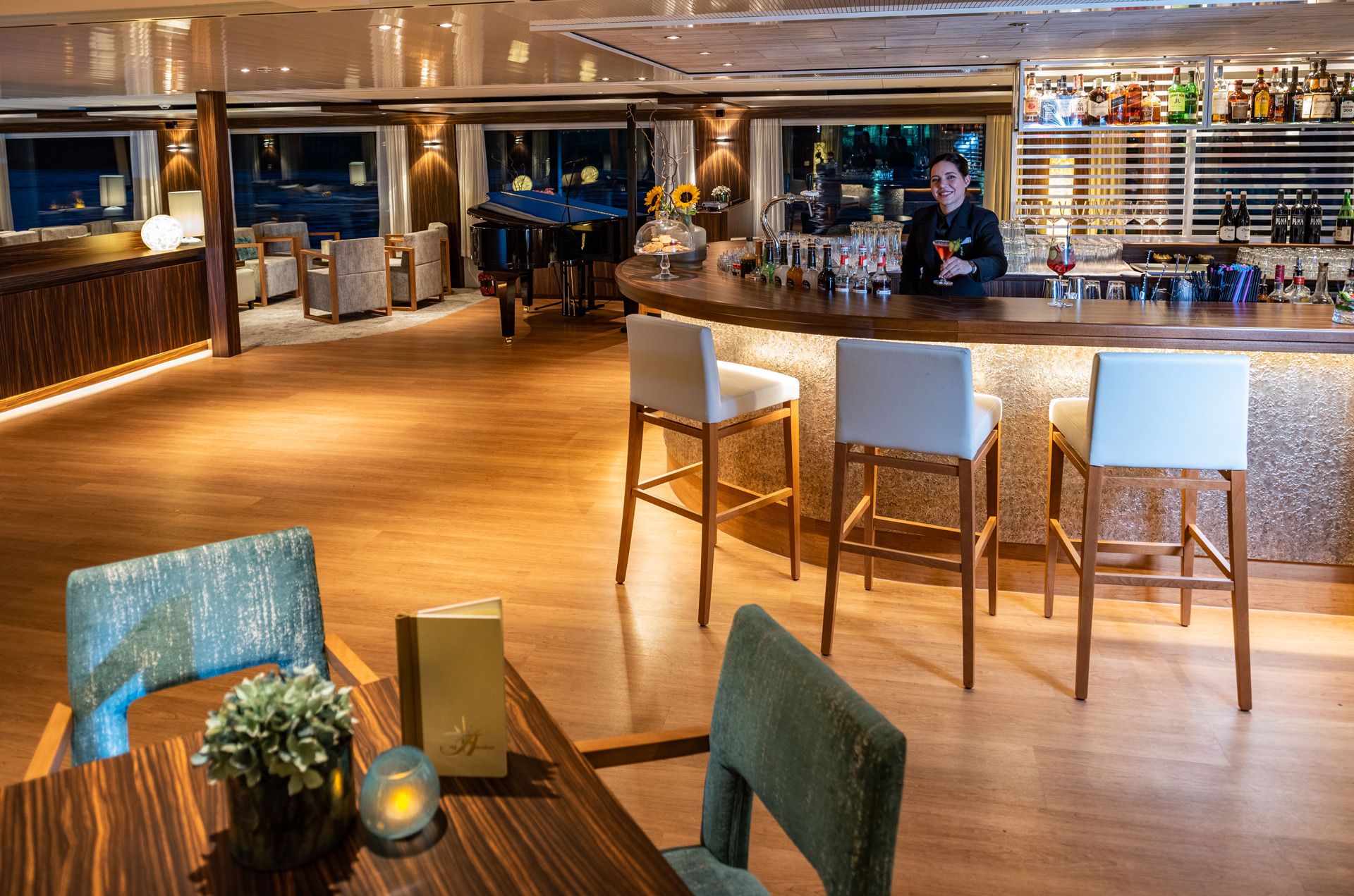 Cruise Ship
